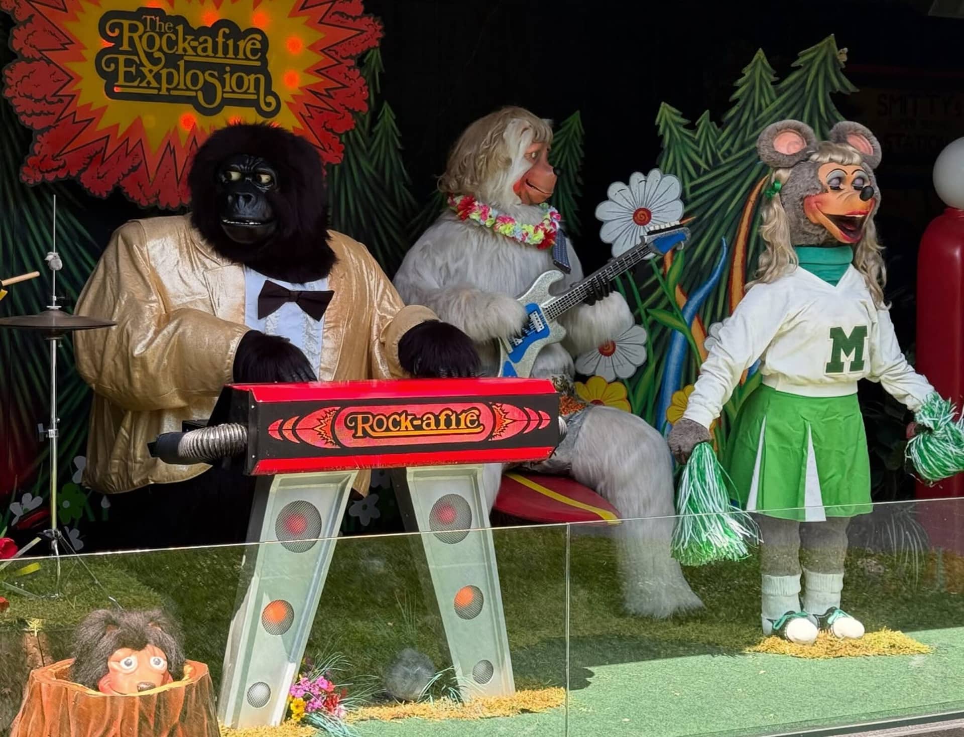 Rock-afire Explosion | Legendary Animatronic Band at Volo