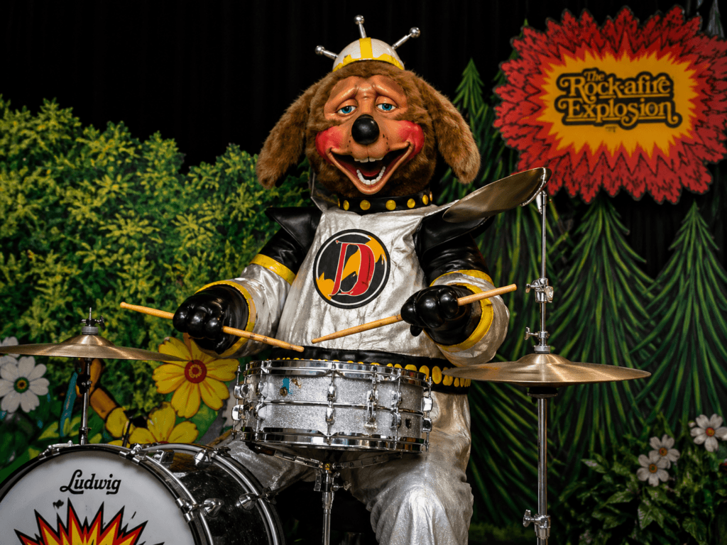 Rock-afire Explosion | Legendary Animatronic Band at Volo